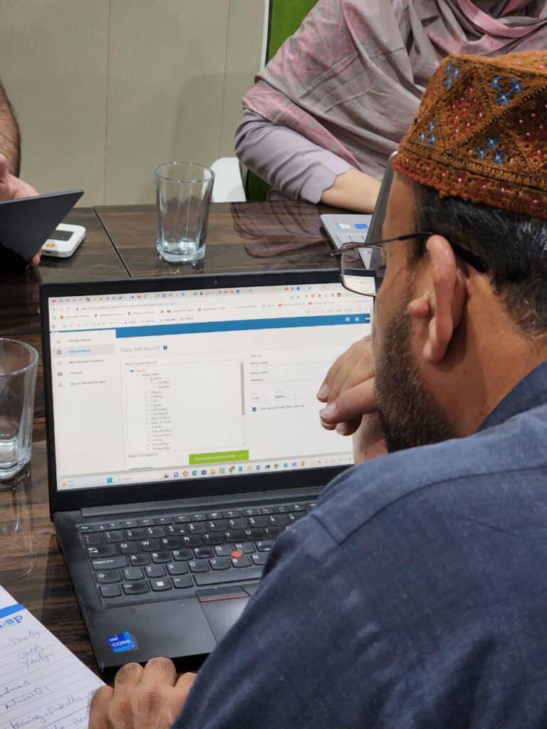 Building a successful public-private system for TB control in Pakistan ...